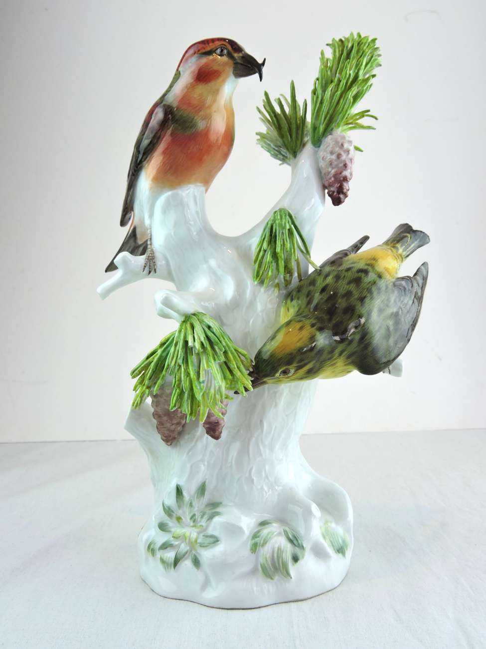 Meissen Porcelain - Two Birds on Branch, circa 1890. - Bernardis Antiques