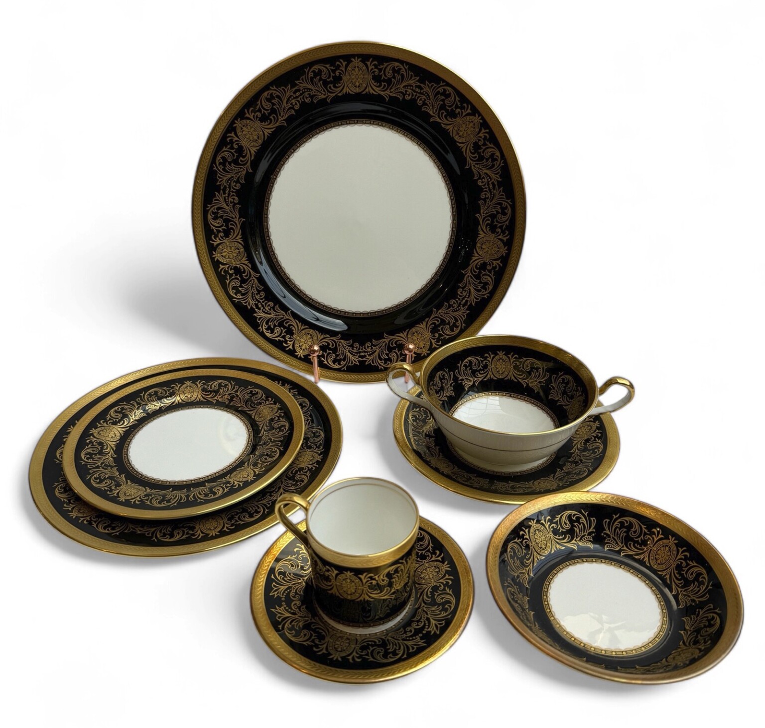 China Patterns Toronto - Bernardi's Antiques Toronto - British Bone China