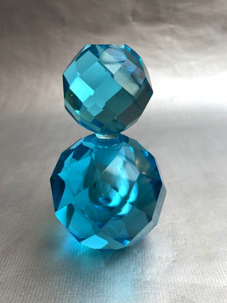 Vintage Frosted Pink Shell-Shaped Crystal Perfume Bottle With Bead Tassel