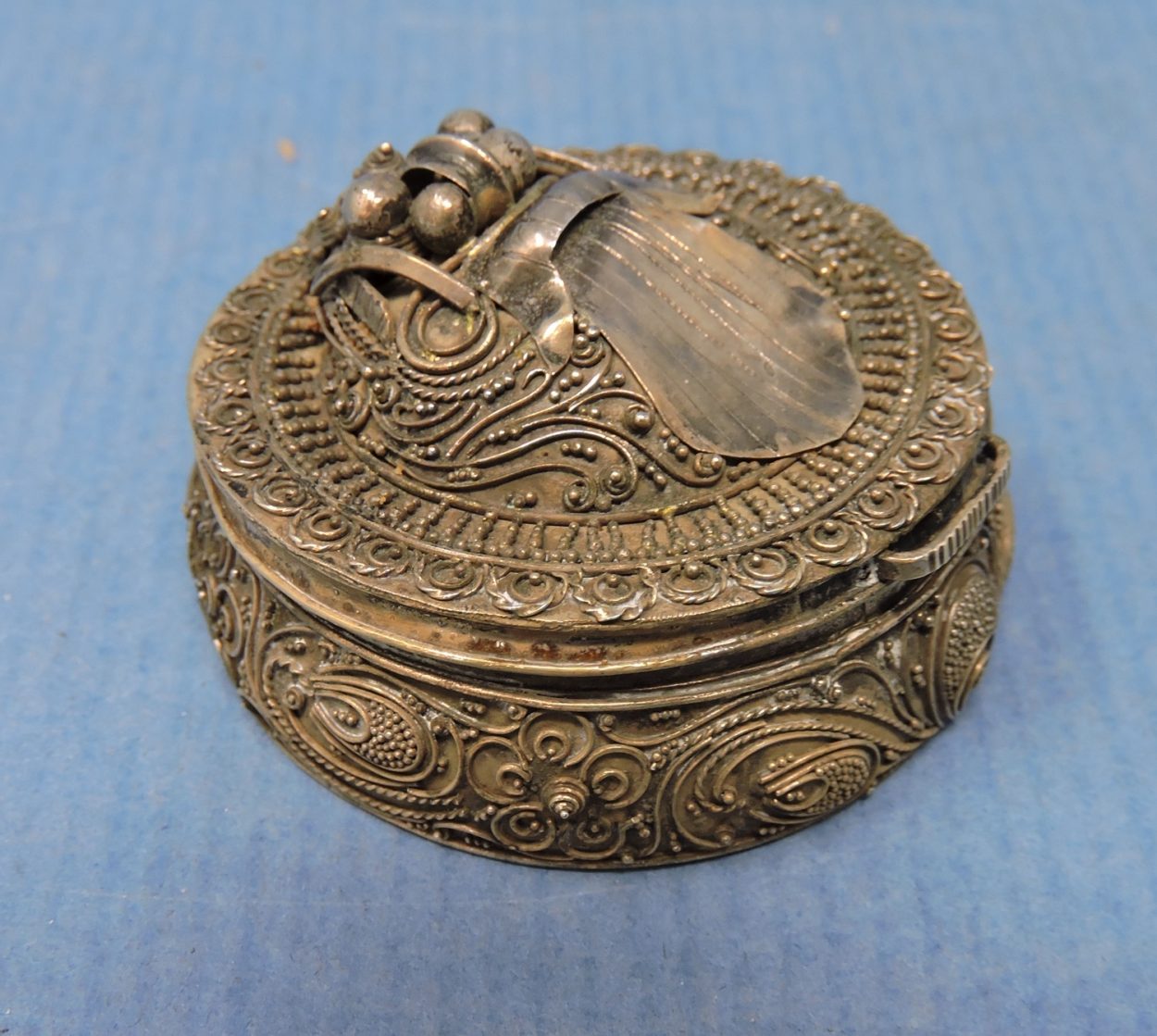 European Filigree Silver Small Round Box with Insect on Hinged Lid