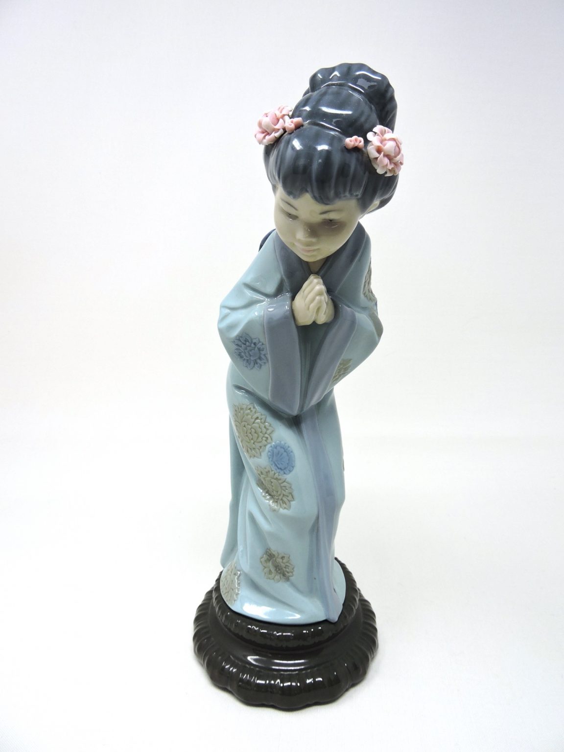 Porcelain Japanese Geisha Girl Figurine at Charles Braim blog
